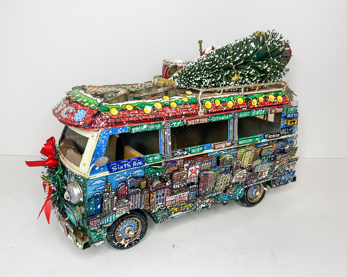 Holiday Bus Sculpture | Fazzino